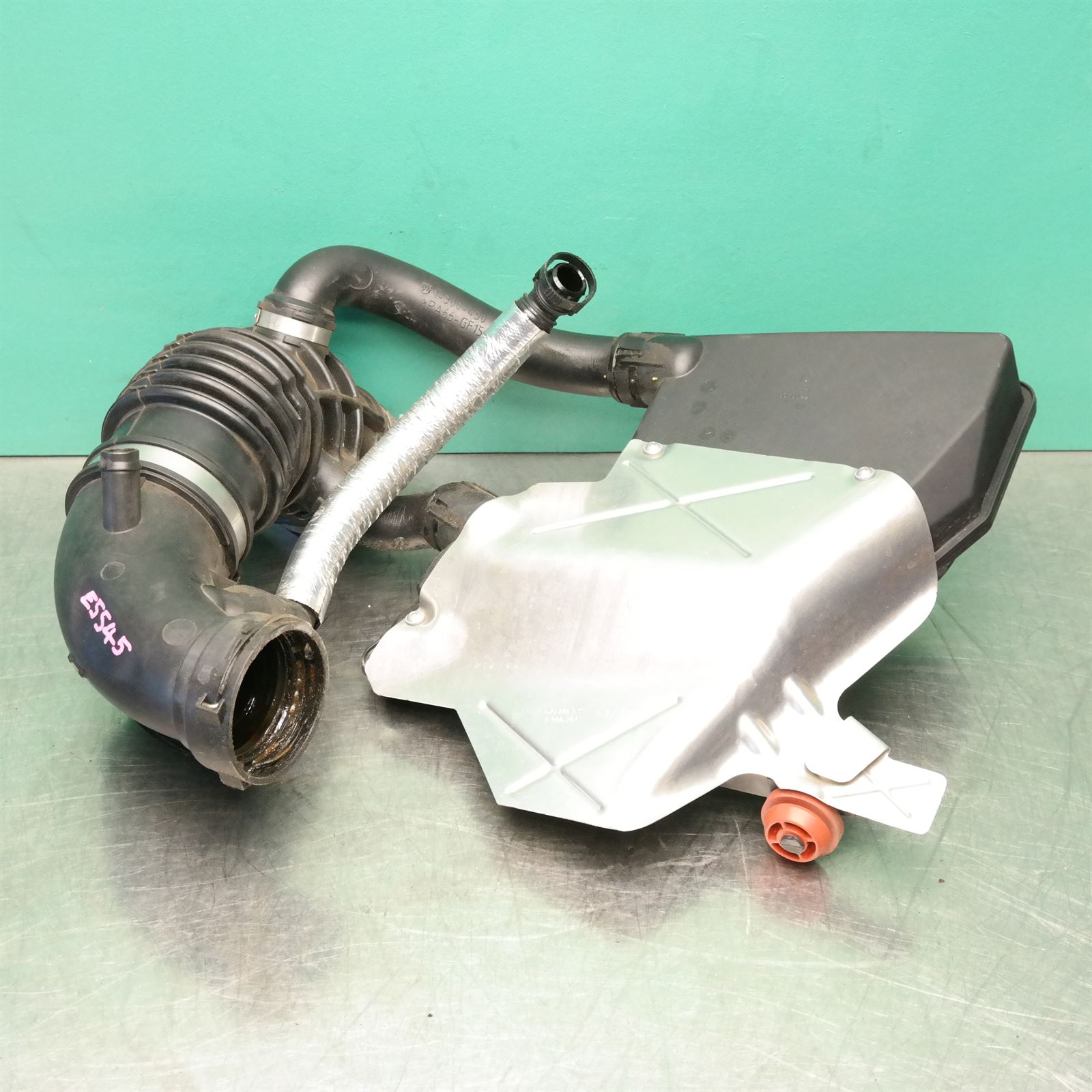 2018 BMW X3 Air pipe/duct 13717643302