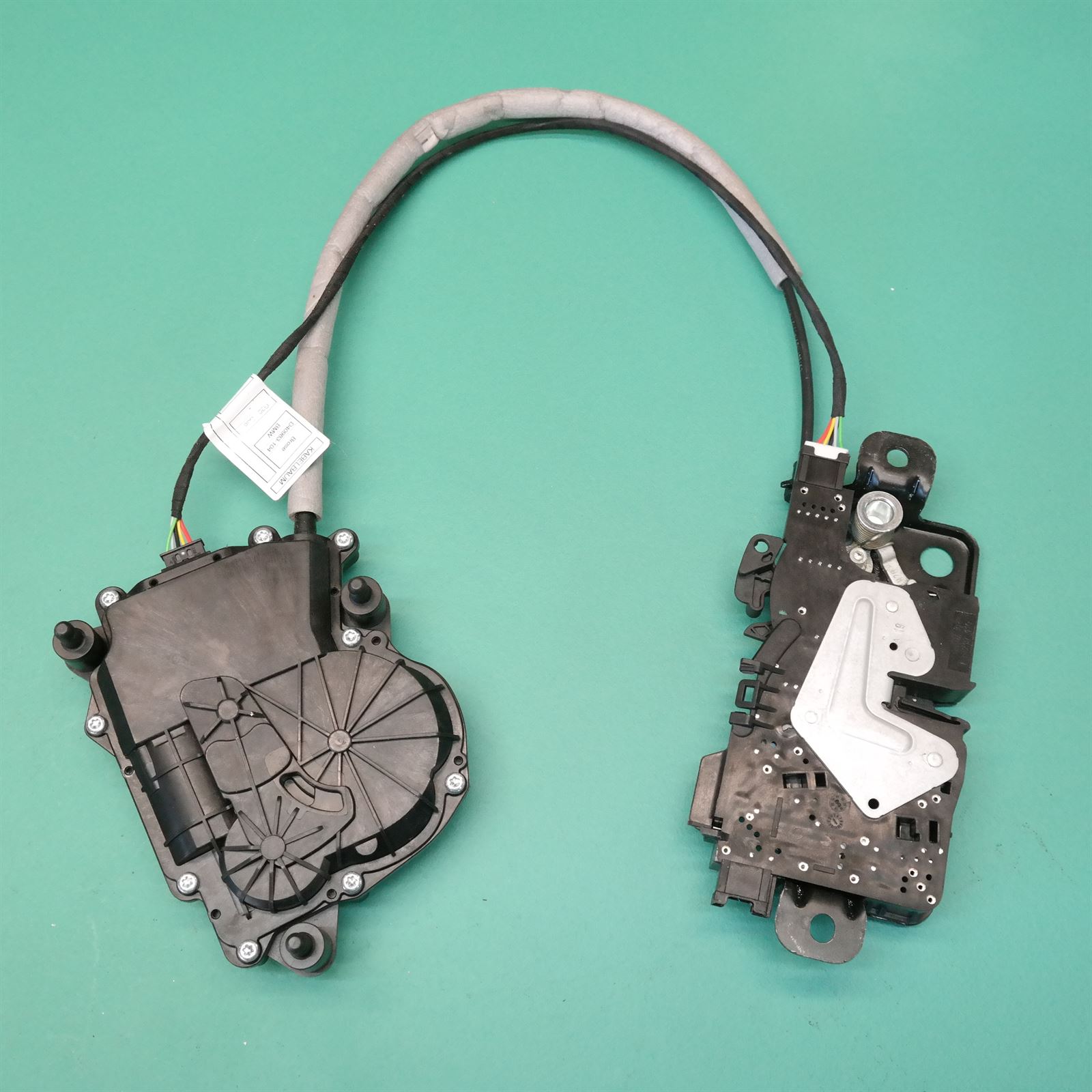 2018 BMW X3 Lock mechanism 51247357112 51247383561