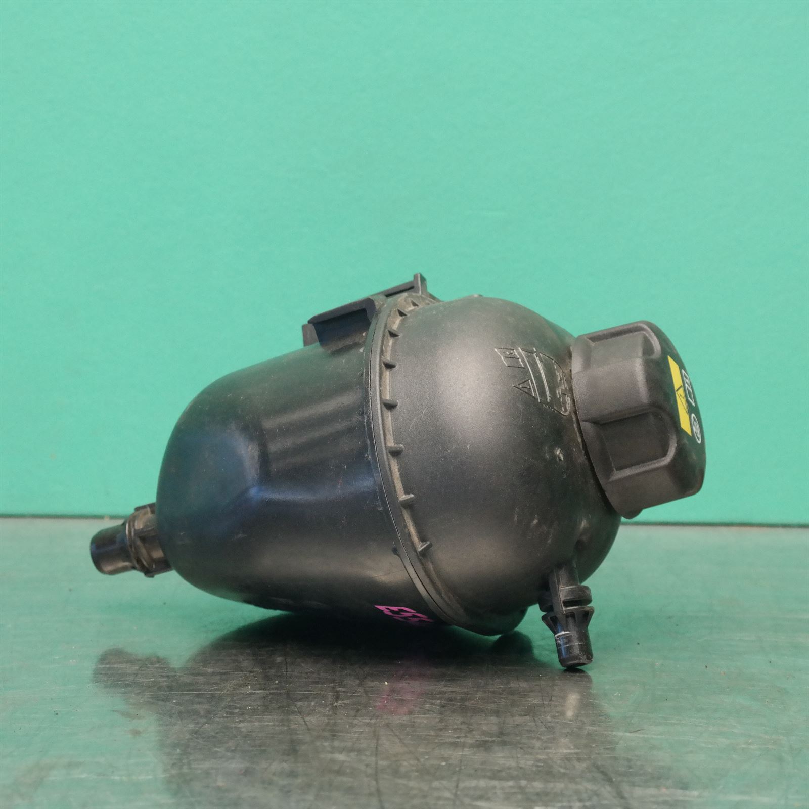 2018 BMW X3 Expansion tank 17138610661