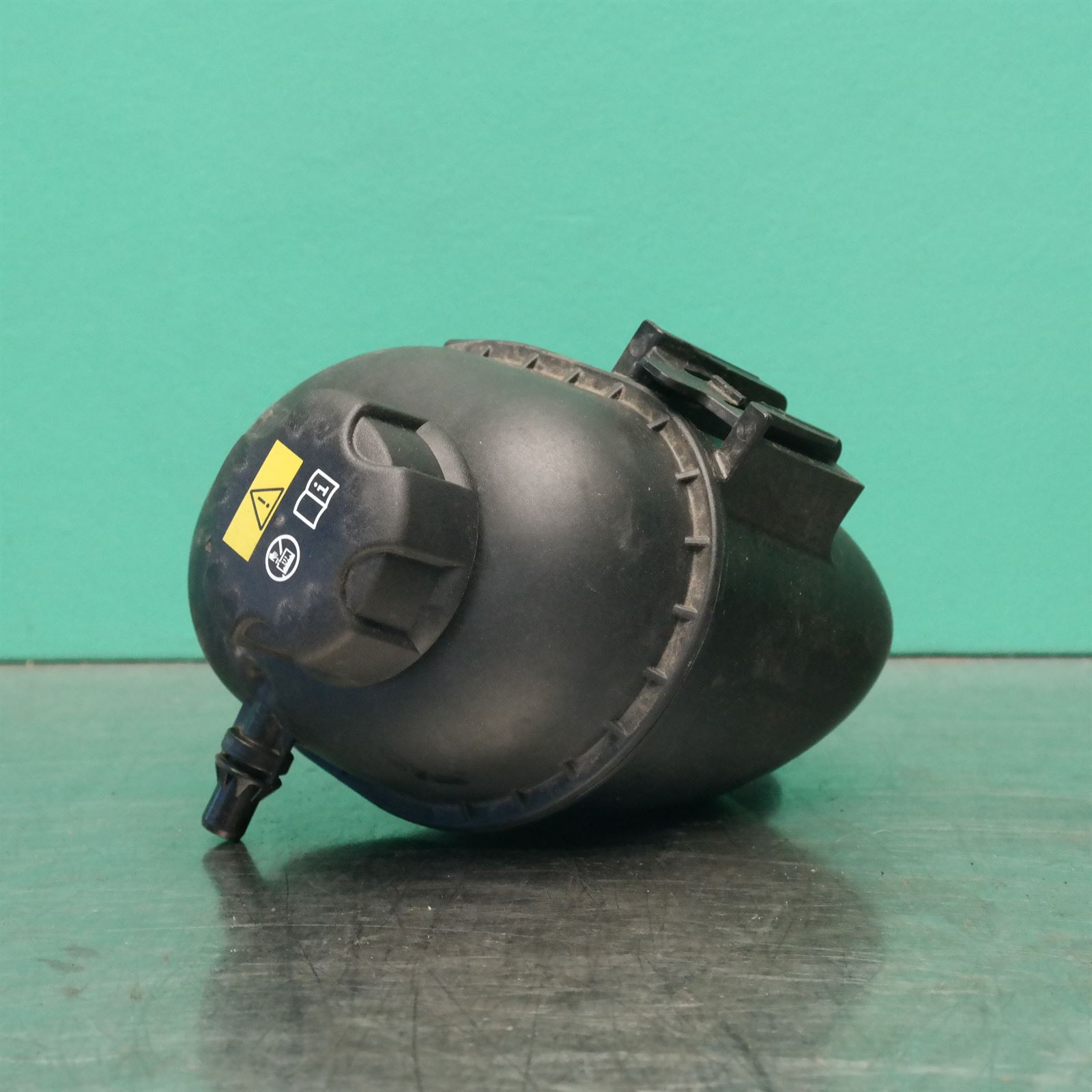 2018 BMW X3 Expansion tank 17138610661