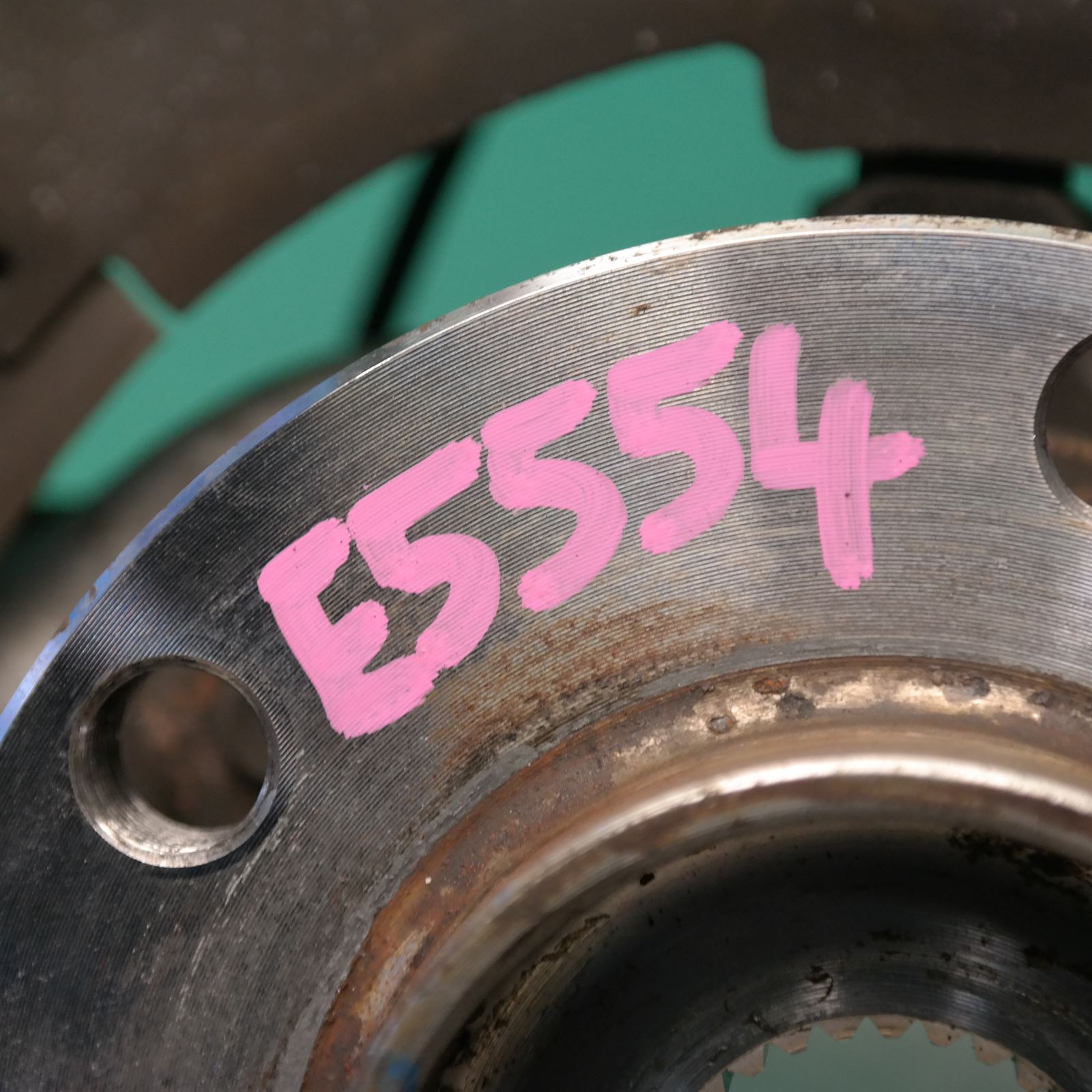 2016 BMW X5 Hub/knuckle 31216869870