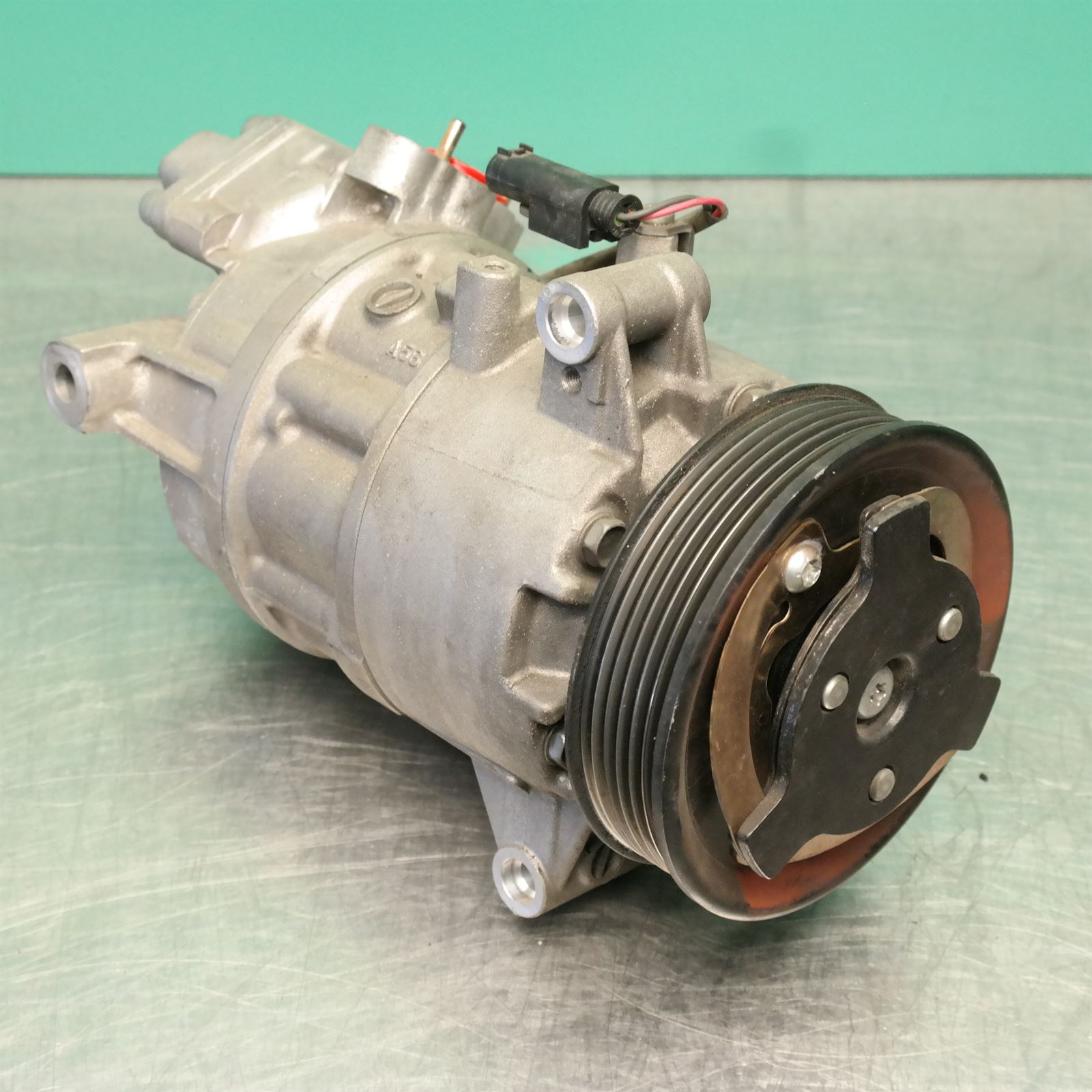 2009 BMW 3 SERIES A/C compressor 64529182793