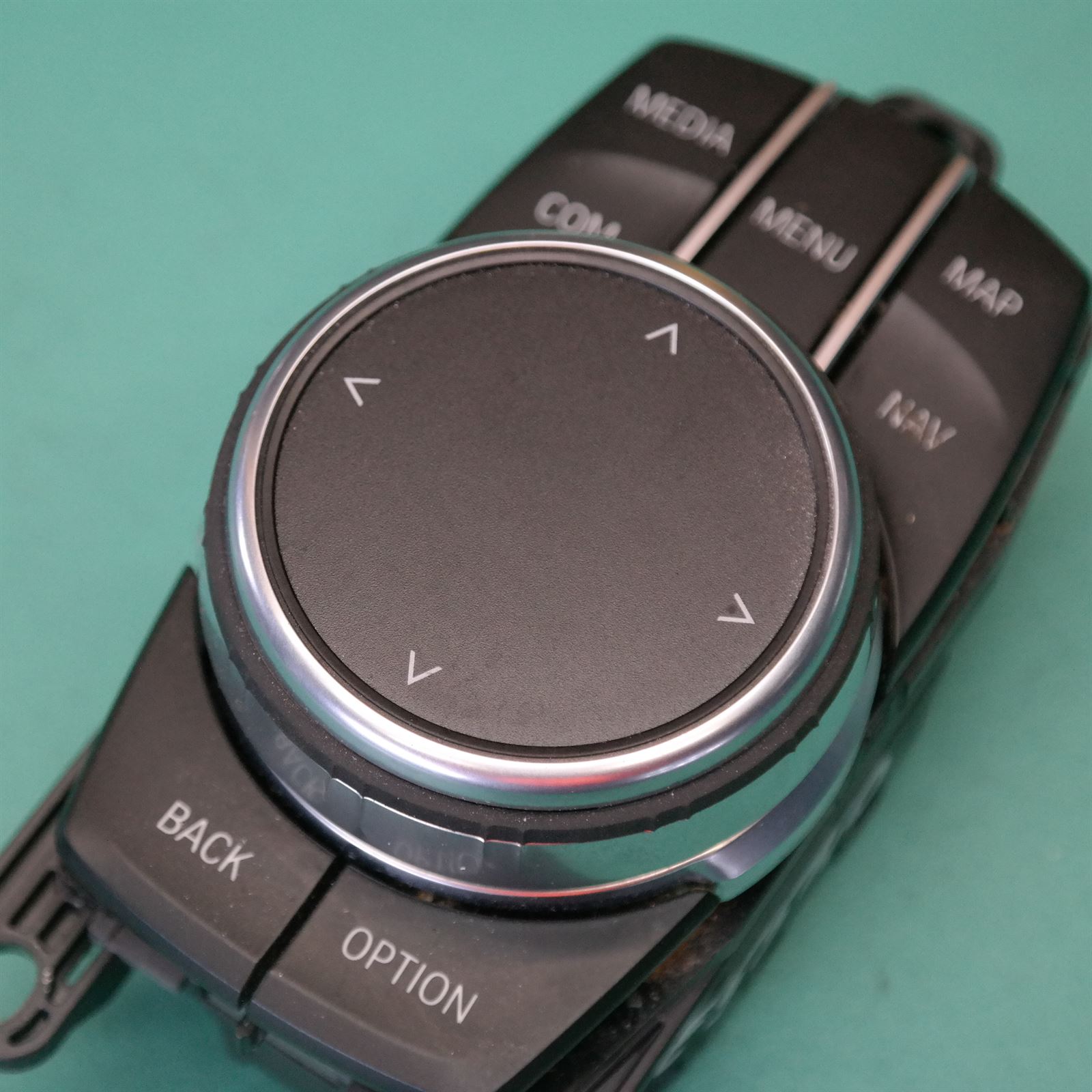 2018 BMW X3 Infotainment part 65825A3B1E2