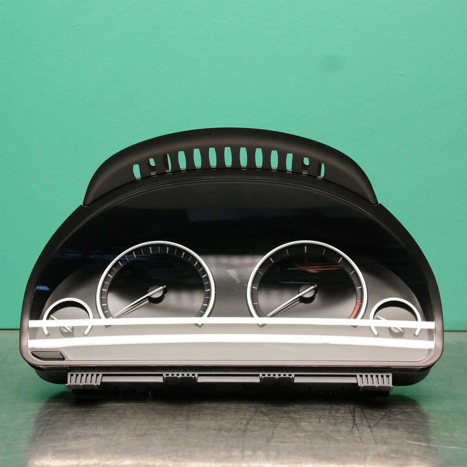 2016 BMW X4 Instrument cluster 0