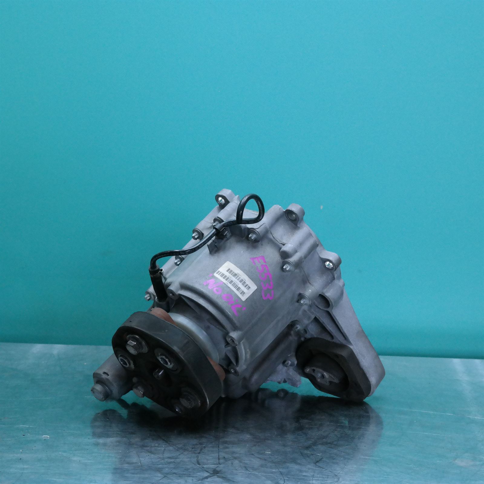 2007 BMW X3 Transfer case 27103455136