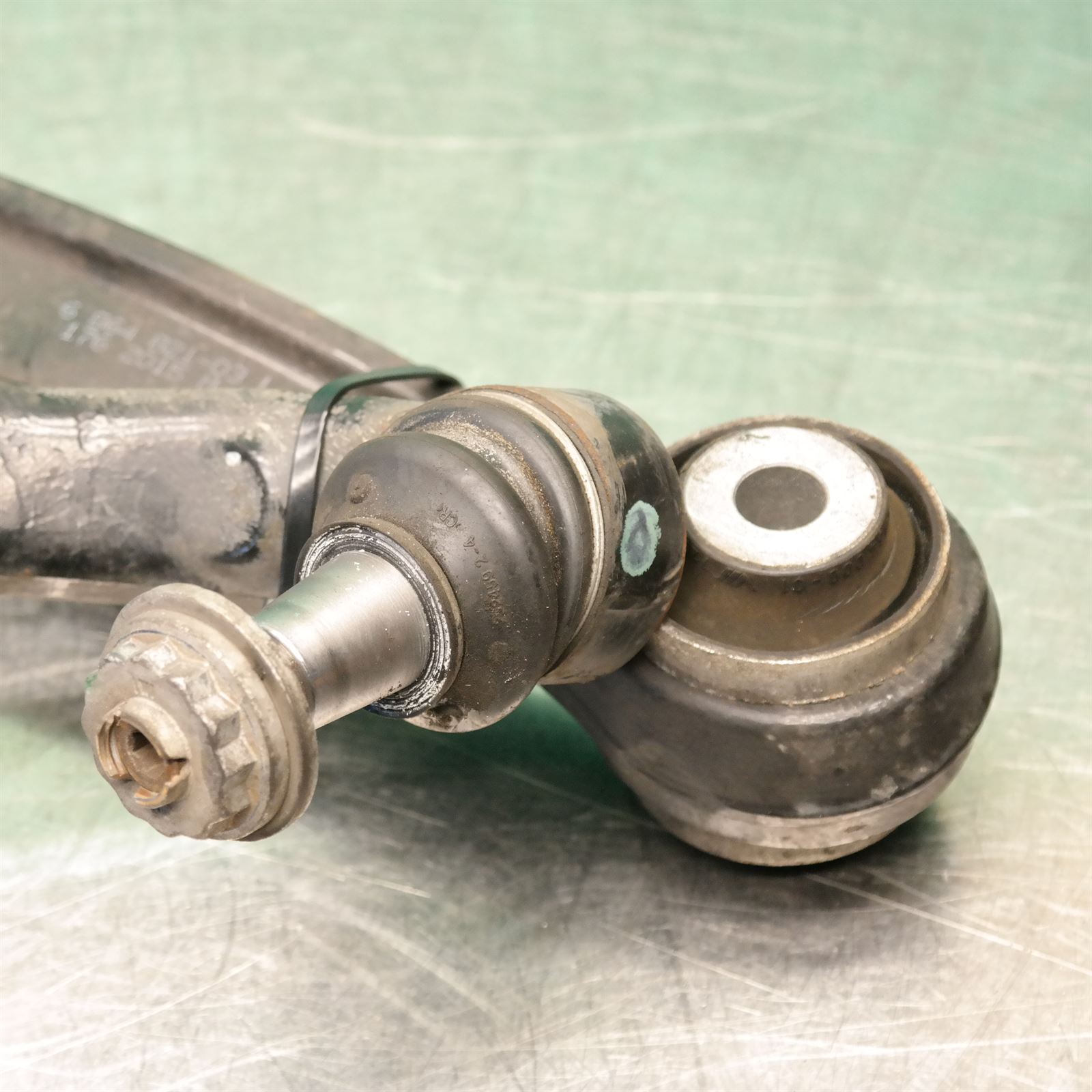 2015 BMW X5 Lower control arm 0