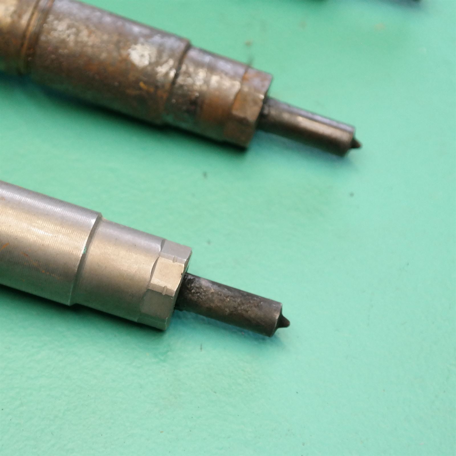 2015 BMW X5 Fuel injector 13537823461