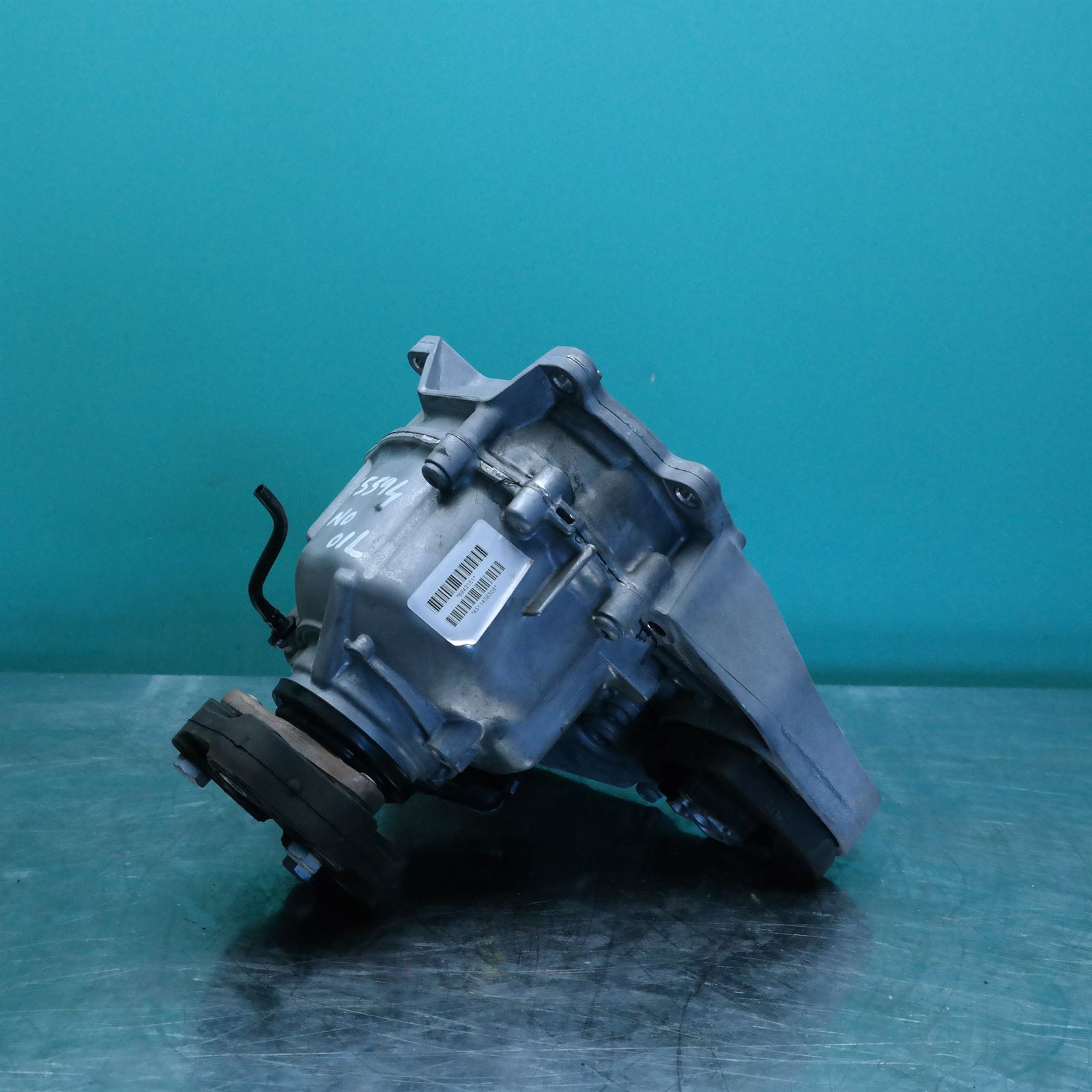 2016 BMW X3 Transfer case 27108643151 27108697255 27105A371E2