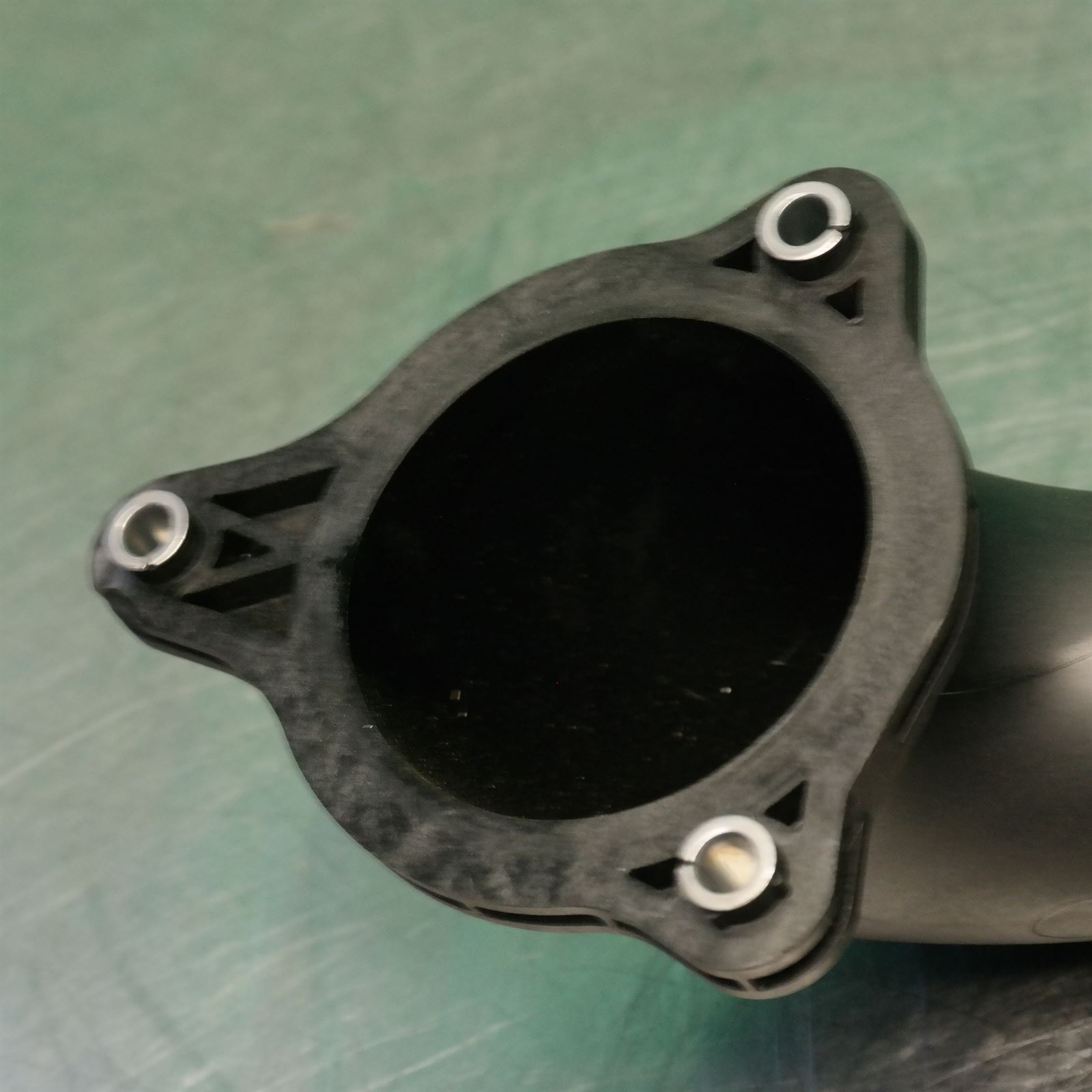 2019 BMW 2 SERIES Air pipe/duct 13718601684