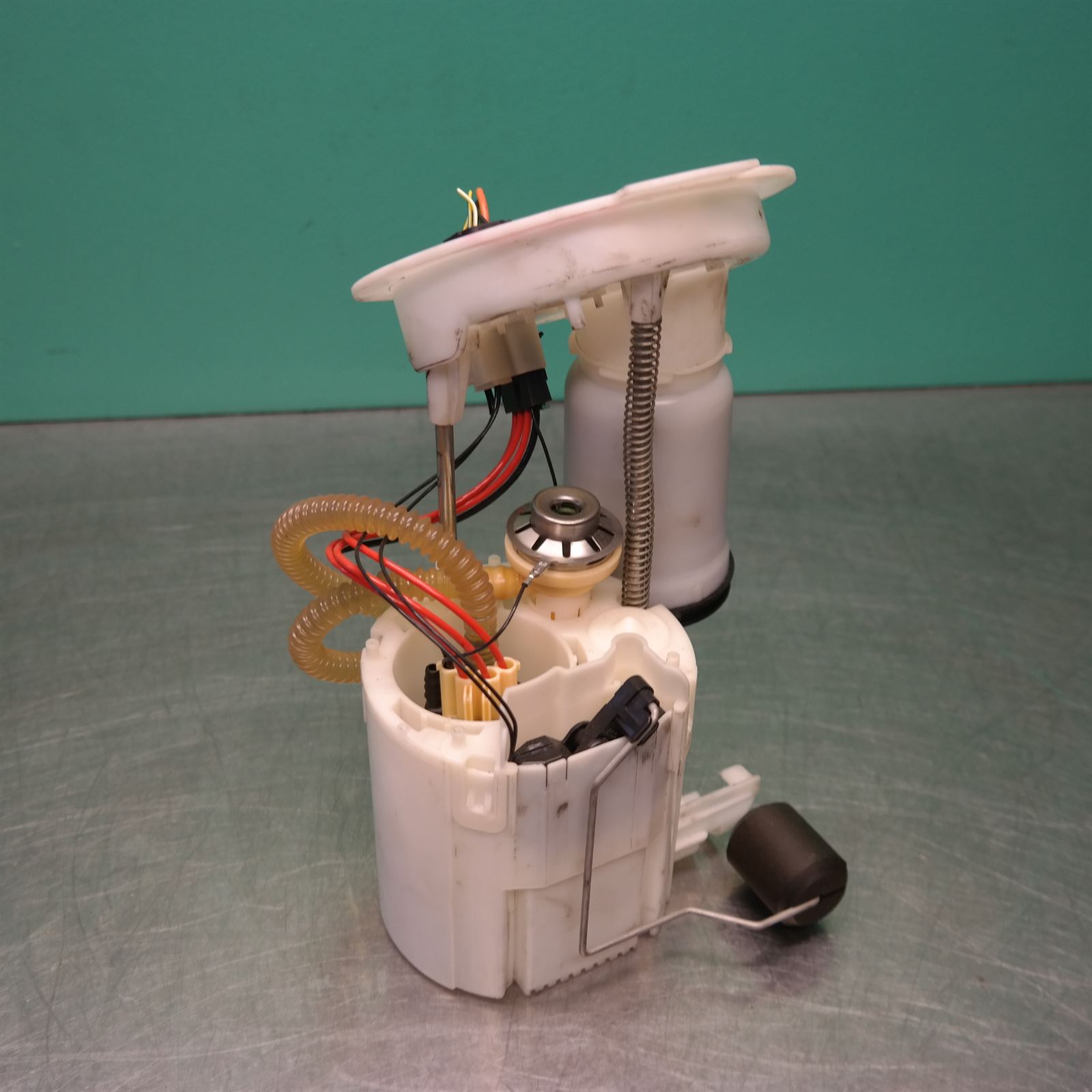 2017 BMW 4 SERIES Fuel pump 16117344066