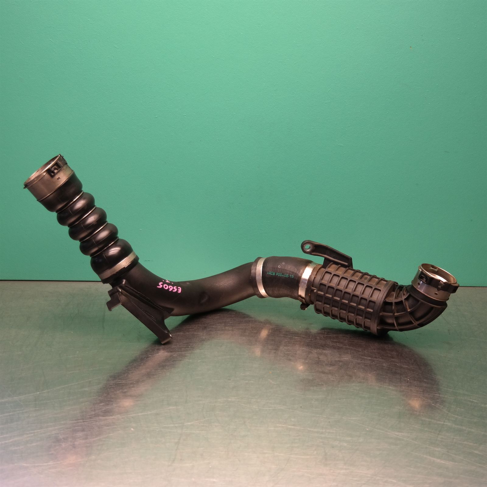 2016 BMW X1 Air pipe/duct 11618577233