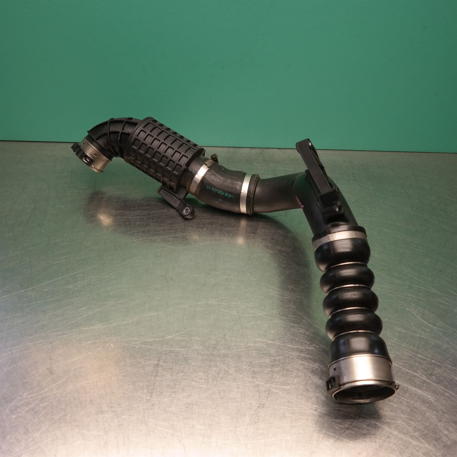 2016 BMW X1 Air pipe/duct 11618577233