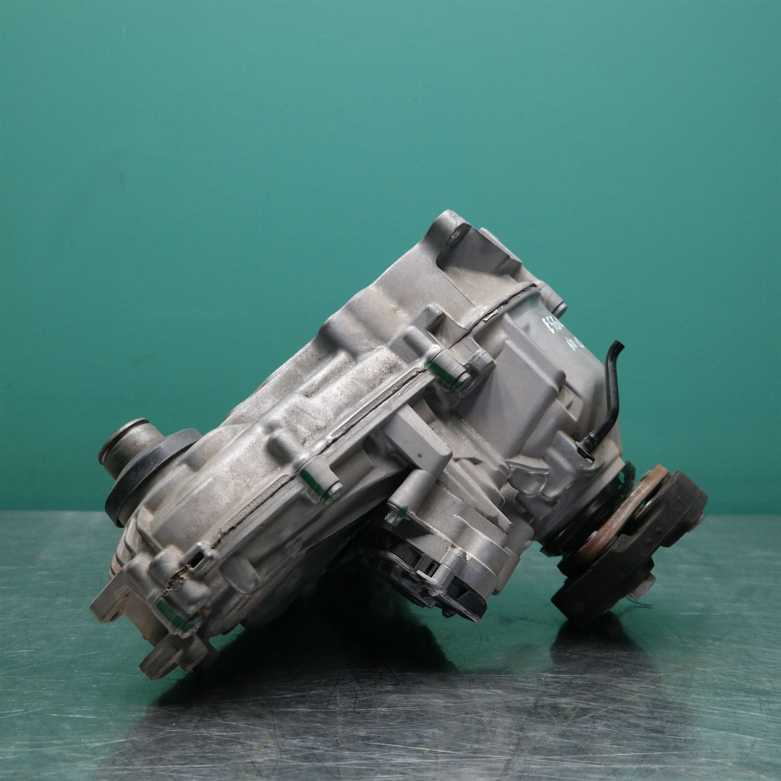 2014 BMW X5 Transfer case 27108643151 27108697255 27105A371E2