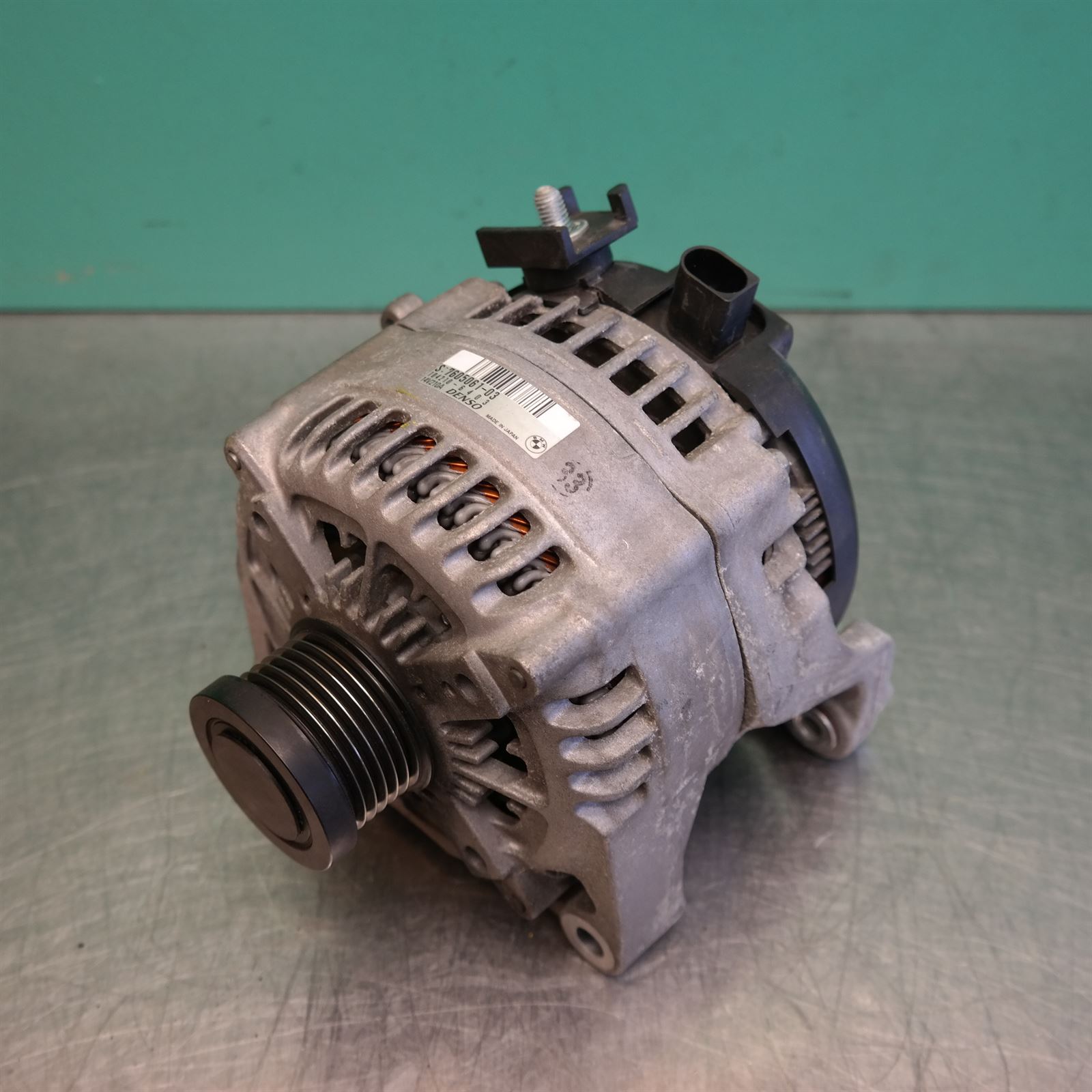 2013 BMW X1 Alternator 12317605061