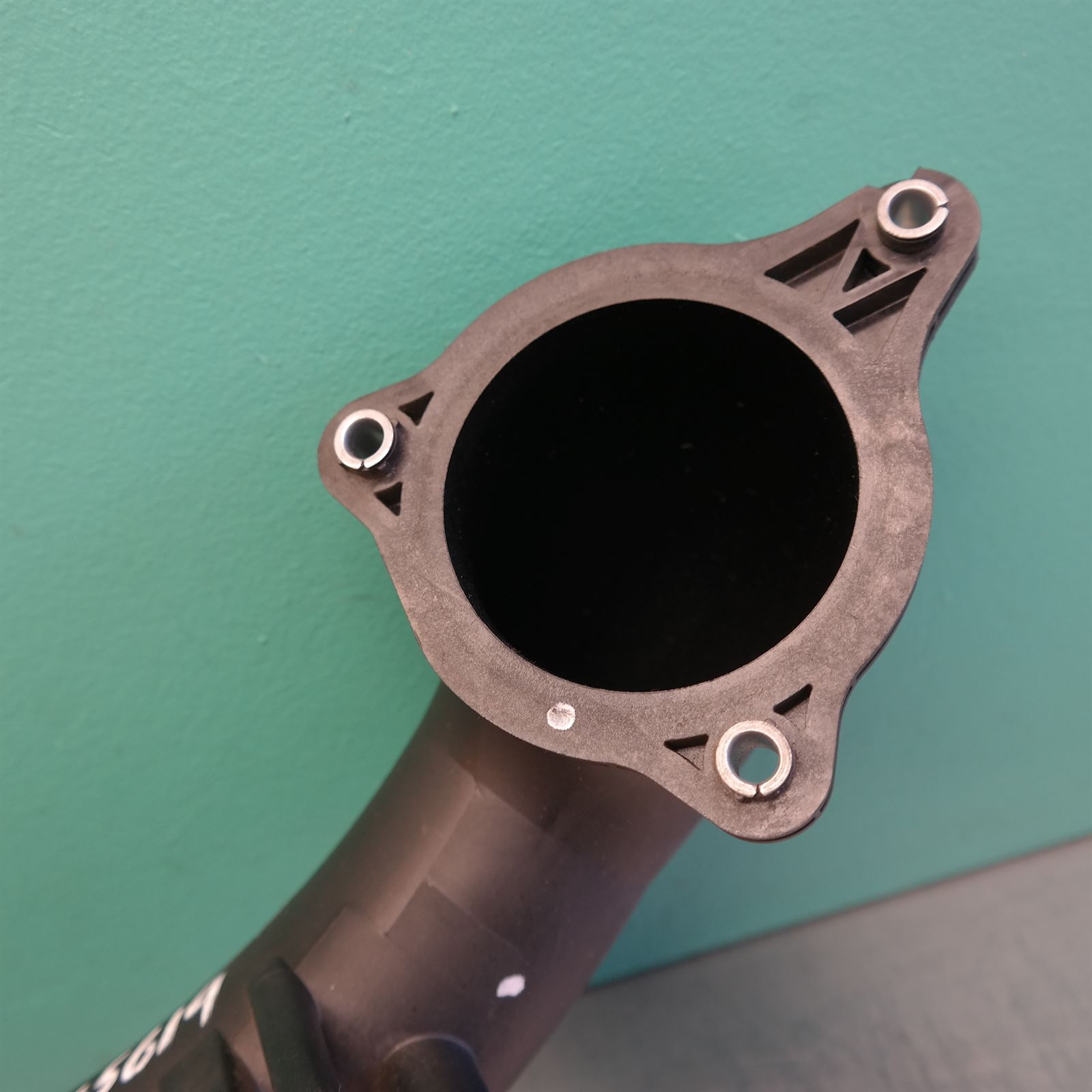 2017 BMW 1 SERIES Air pipe/duct 13718601684