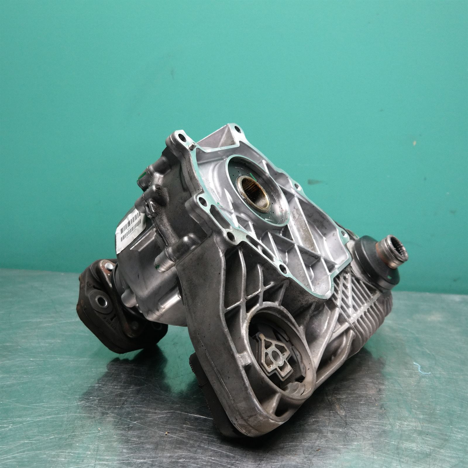 2016 BMW X3 Transfer case 27108643151 27108697255 27105A371E2