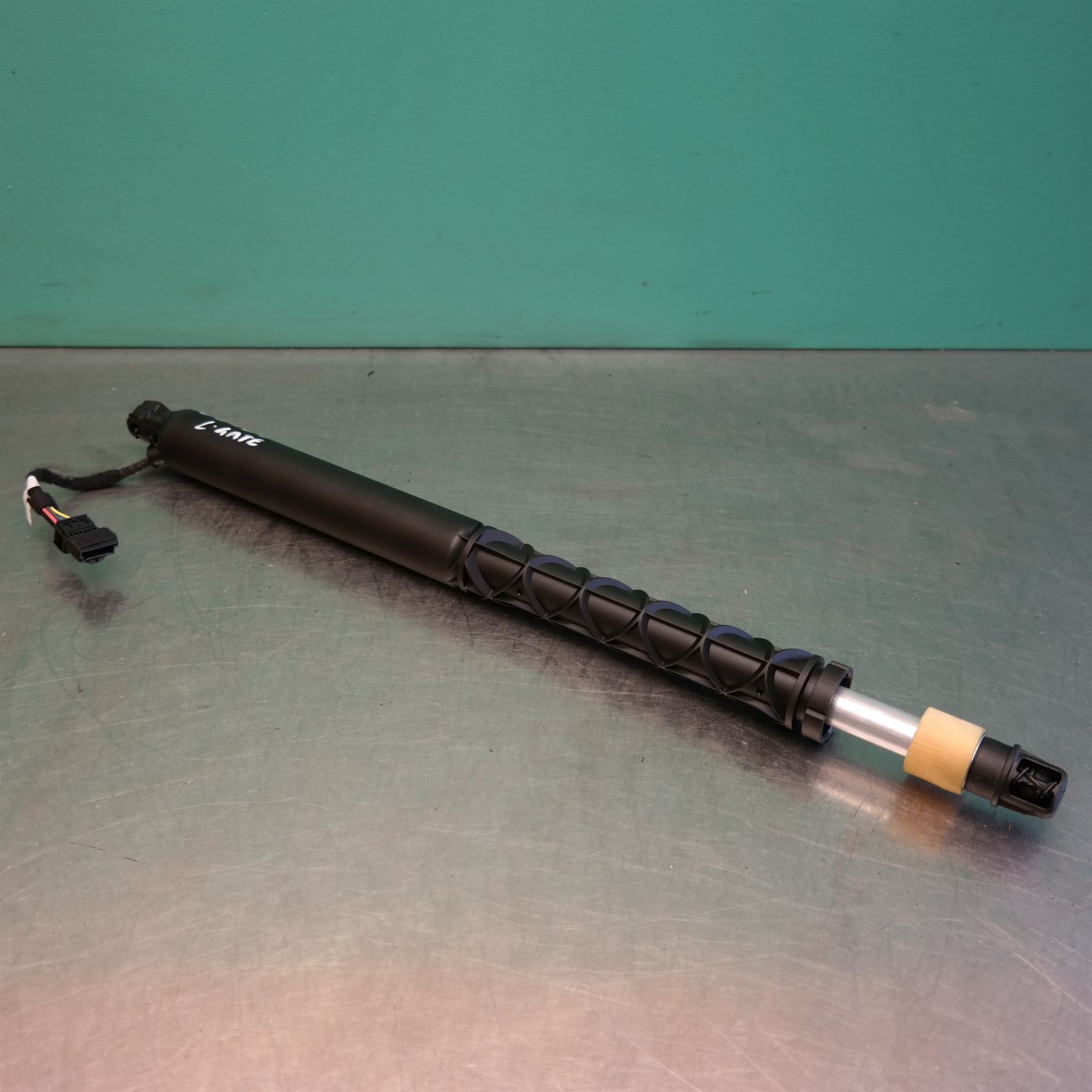 2021 BMW X5 Hatch strut 51249482804