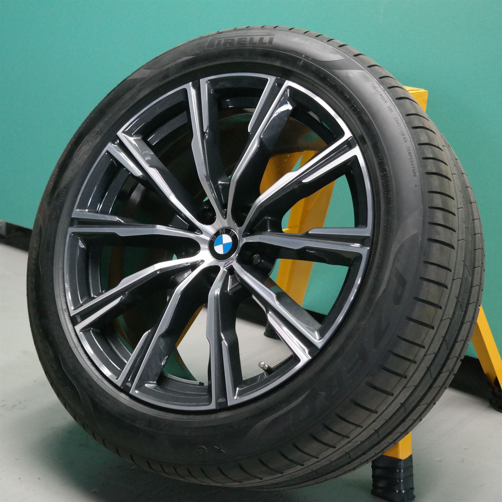 2021 BMW X5 Single/spare wheel 36118071997