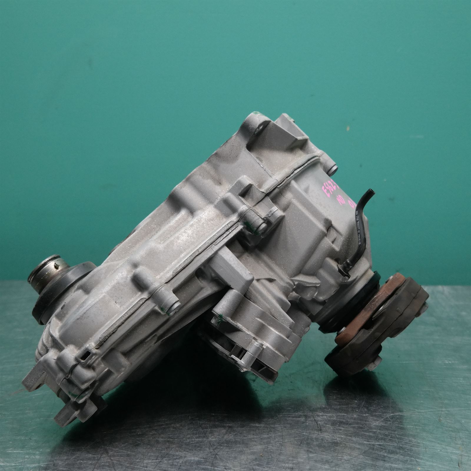 2016 BMW X3 Transfer case 27105A371E2