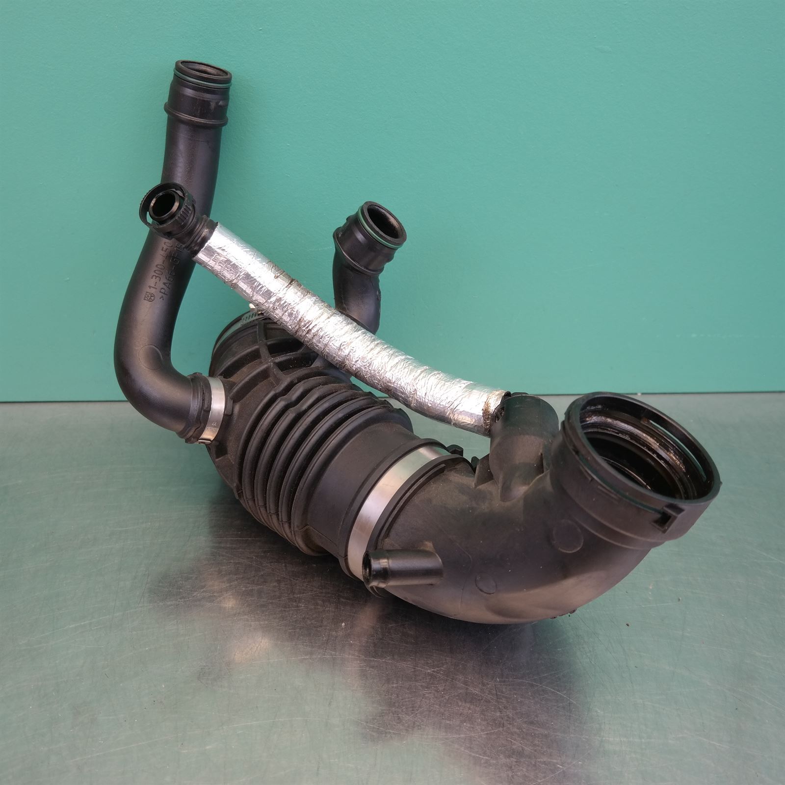 2019 BMW X3 Air pipe/duct 13717643302