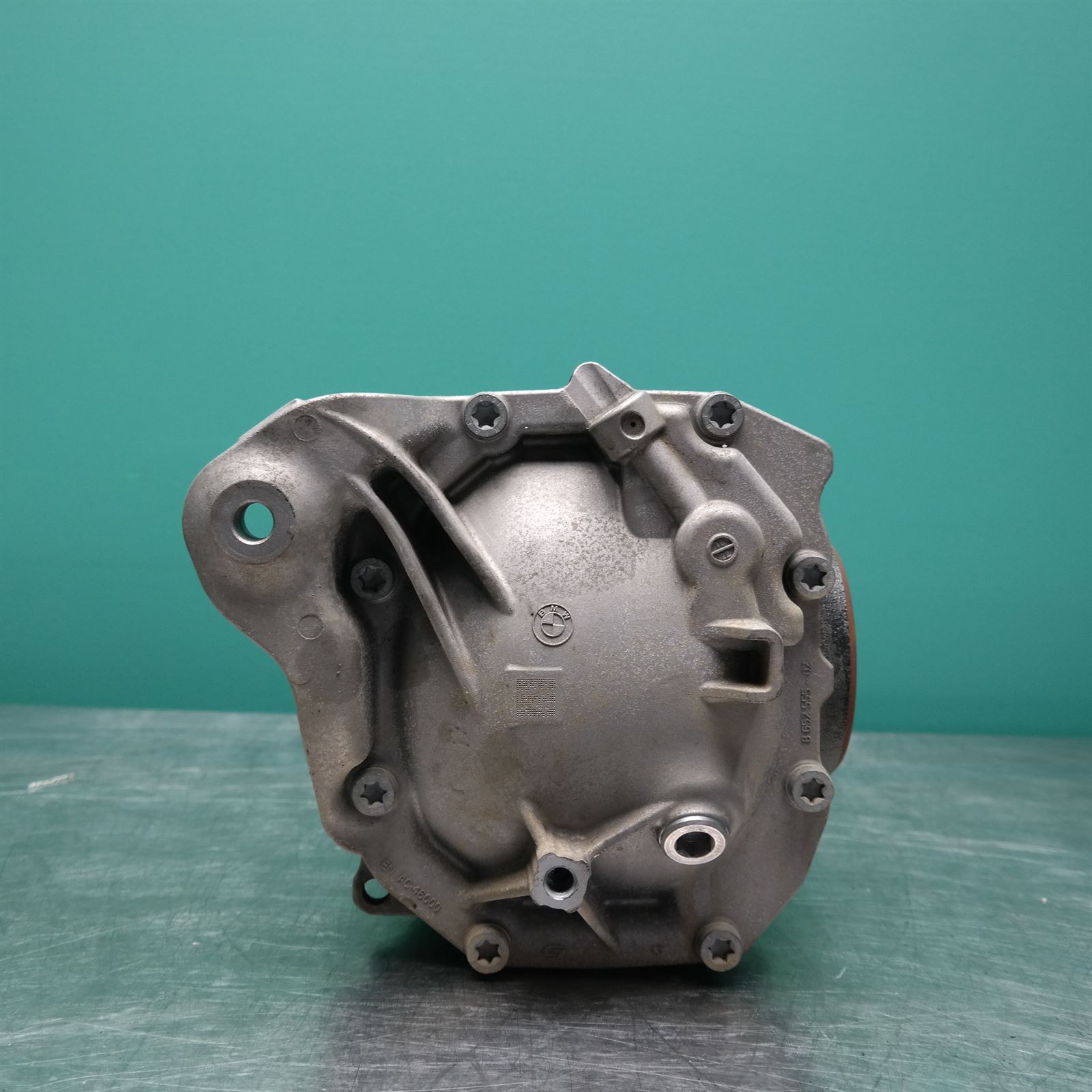 2019 BMW X3 Differential centre 33108655048