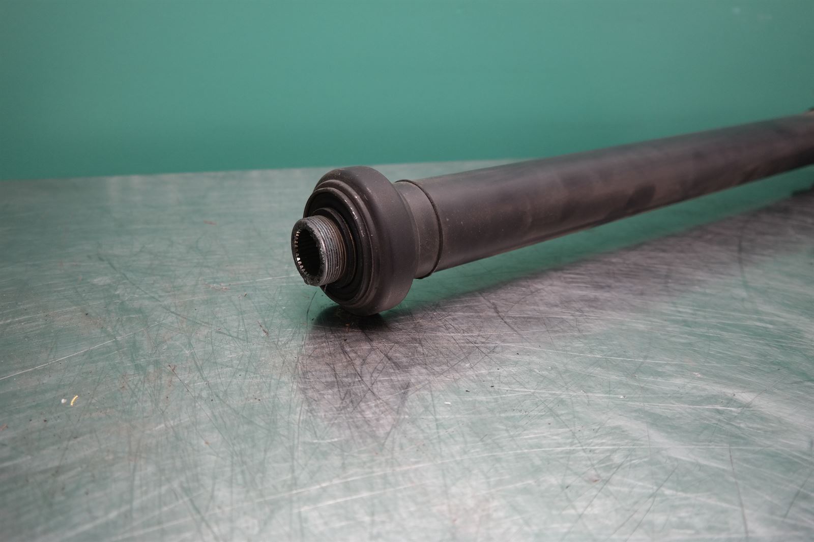 2009 BMW X5 Tail shaft 26107564396