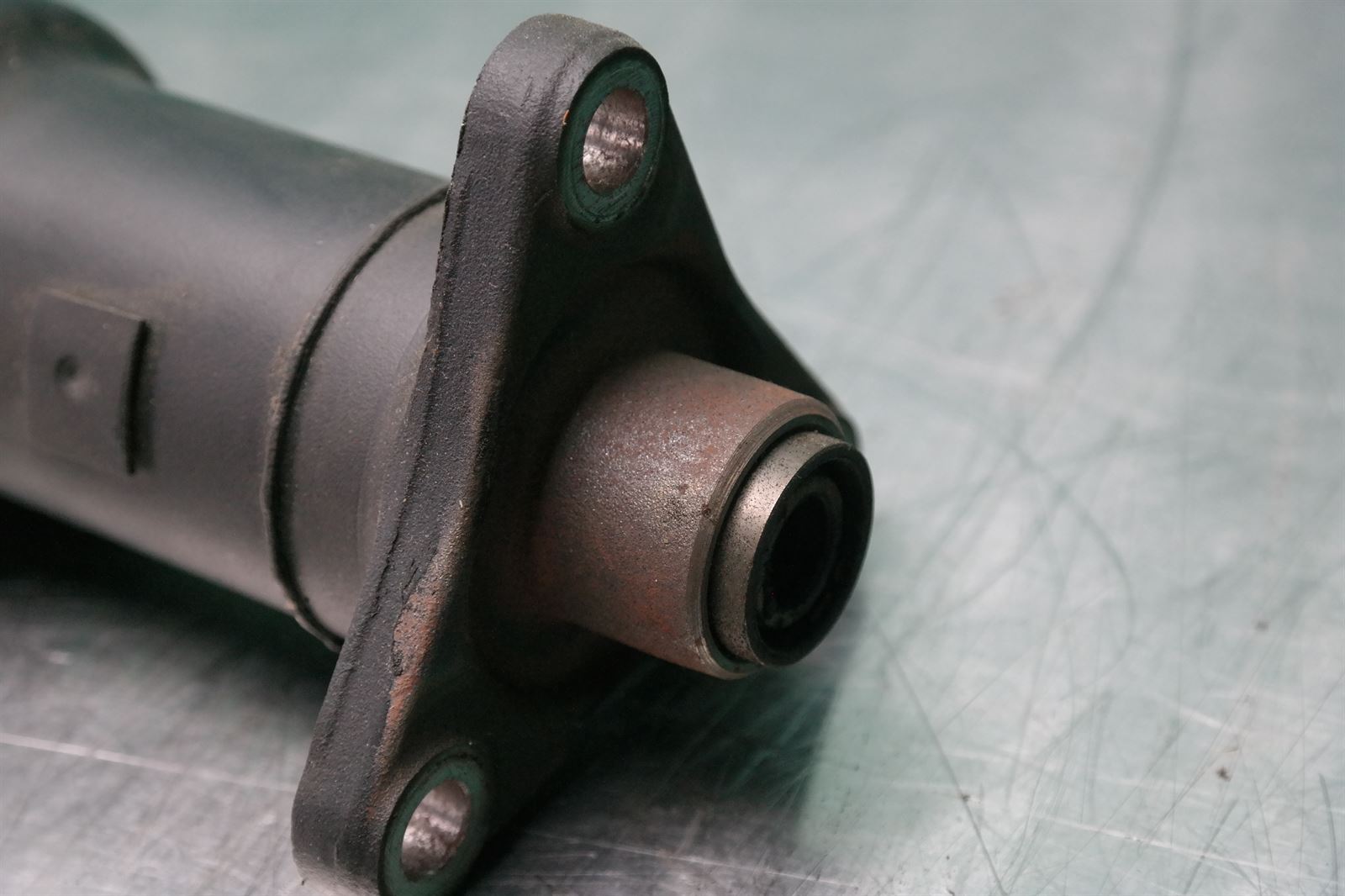 2009 BMW X5 Tail shaft 26107564396