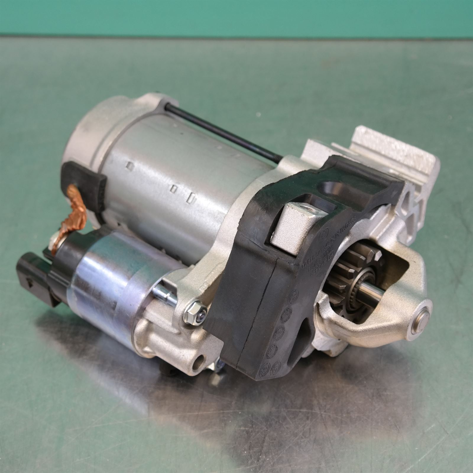 2021 BMW 3 SERIES Starter motor 12418671505