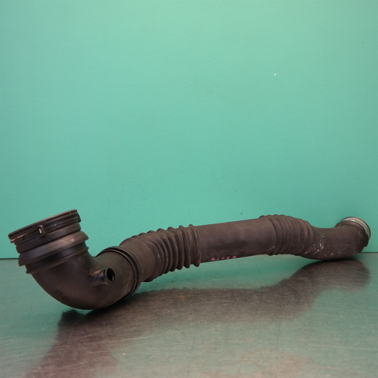 2014 BMW X1 Air pipe/duct 13717607941