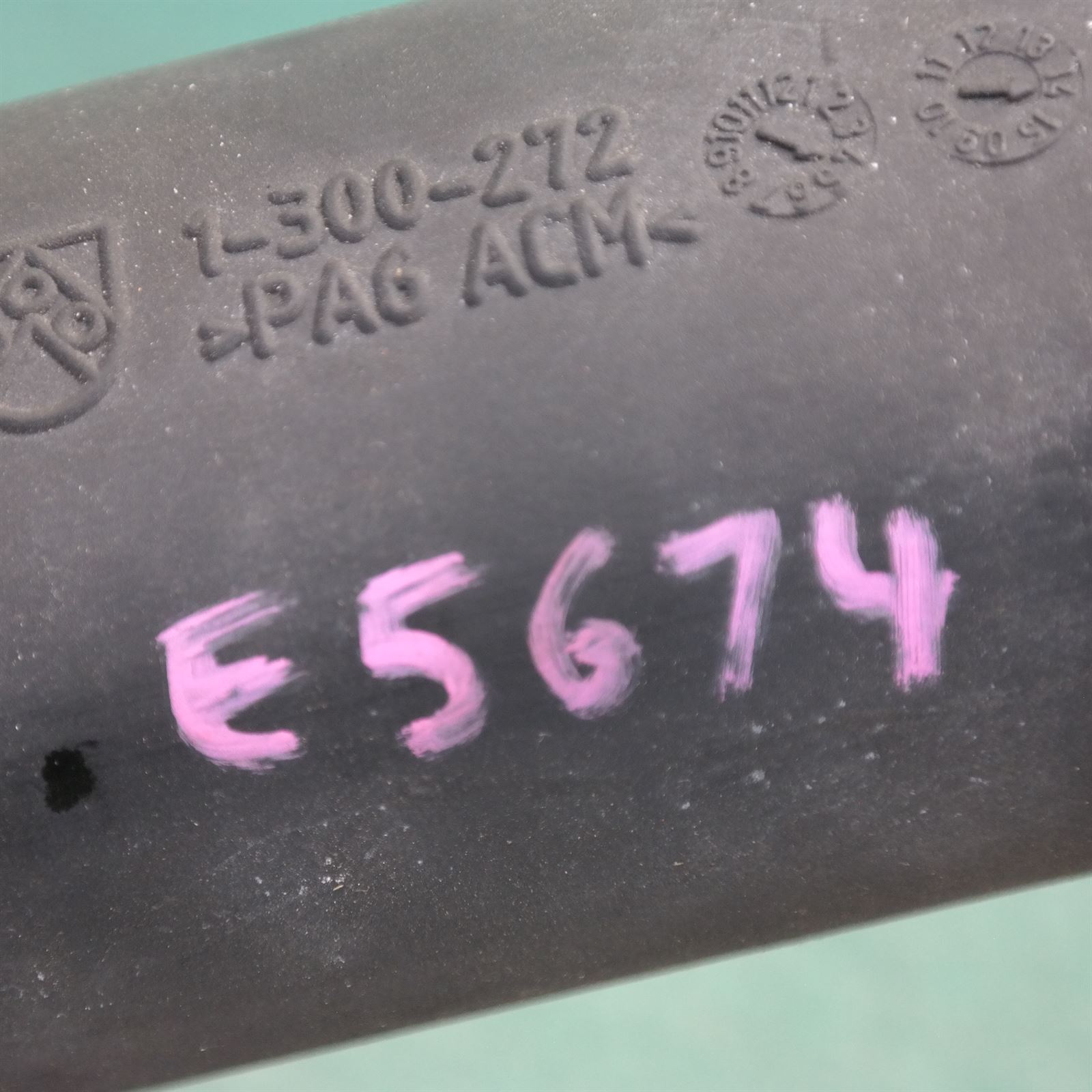 2014 BMW X1 Air pipe/duct 13717607941