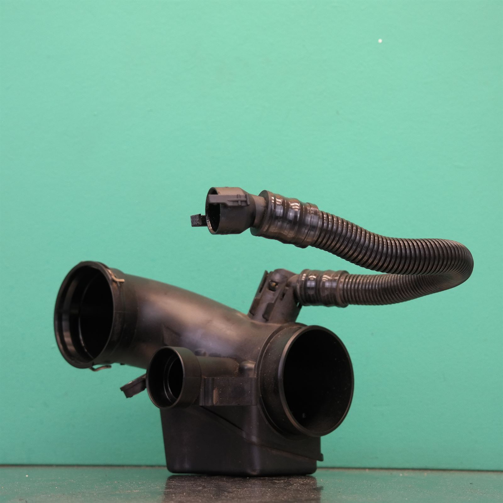 2019 BMW X3 Air pipe/duct 13718571705