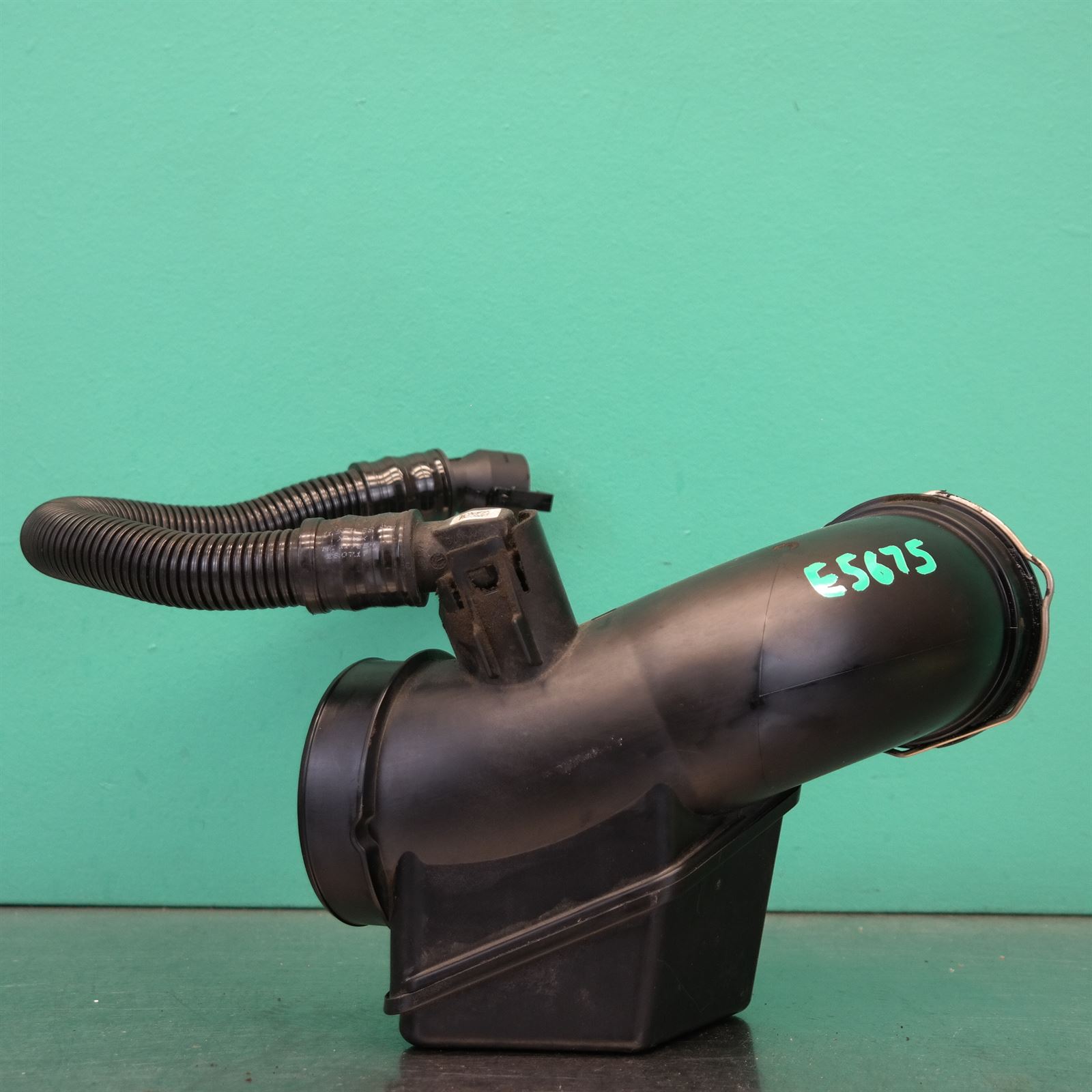 2019 BMW X3 Air pipe/duct 13718571705