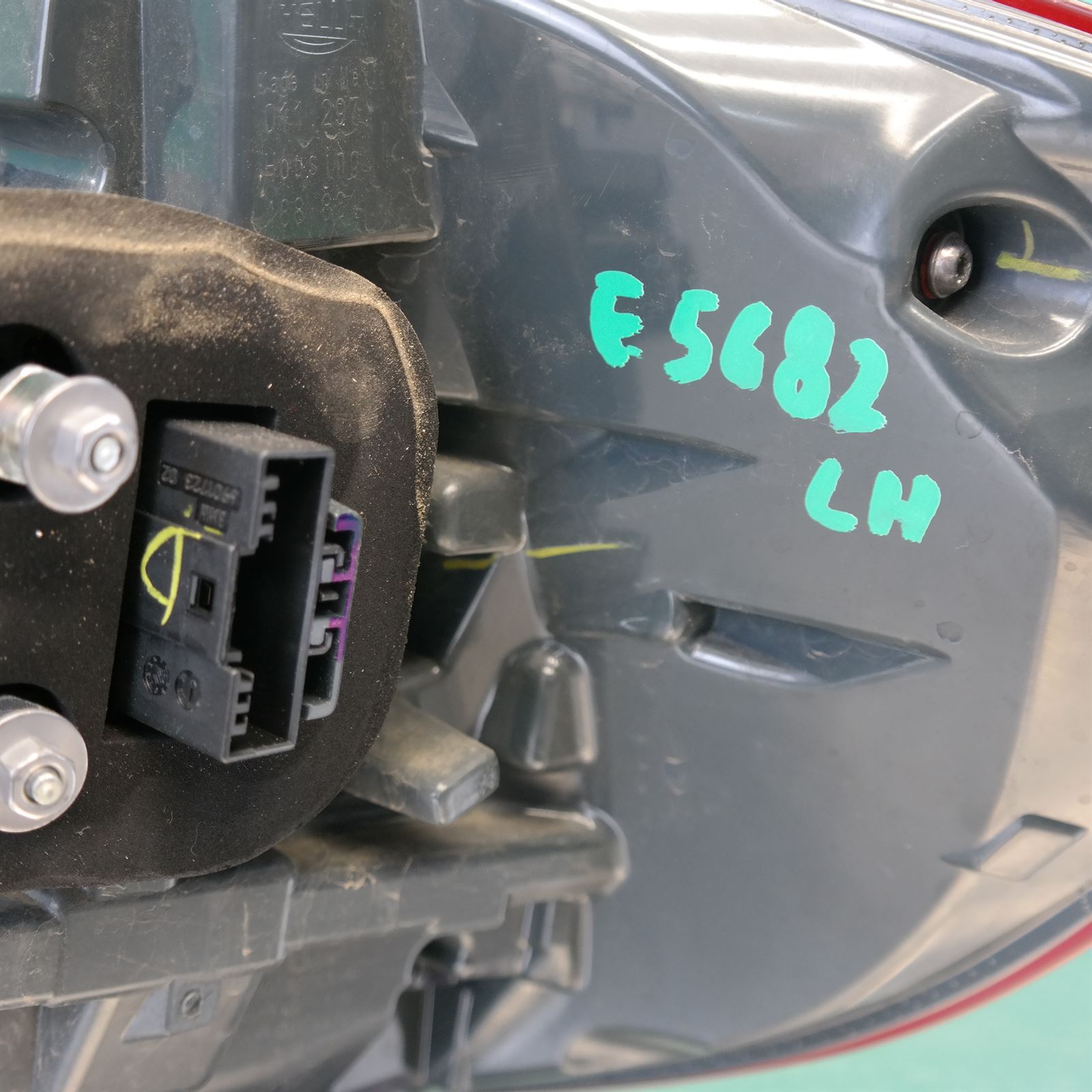 2015 BMW X5 Tail light 63217470885