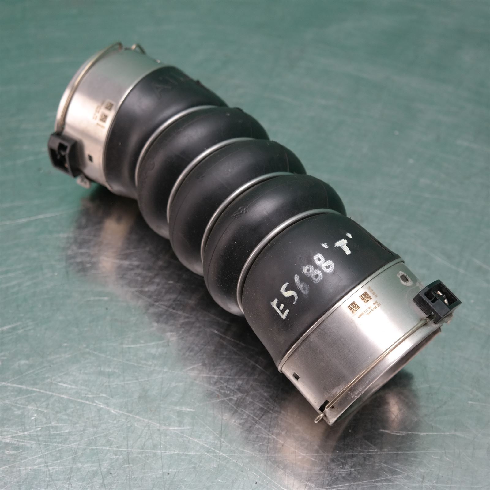 2019 BMW X5 Air pipe/duct 11618571024