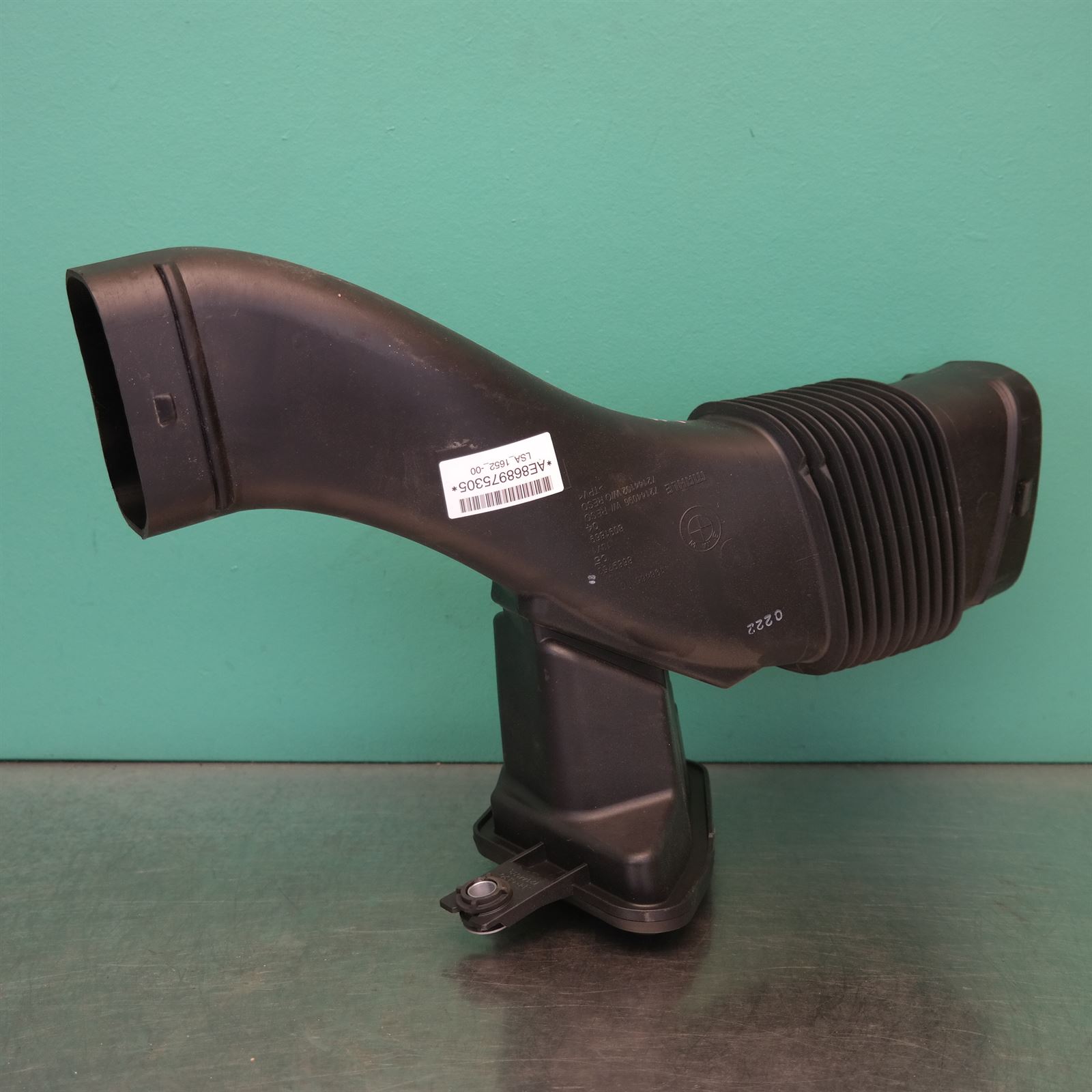 2022 BMW X5 Air pipe/duct 13718689753