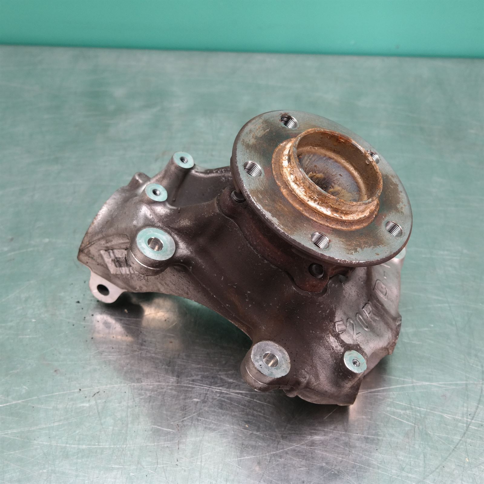 2018 BMW 2 SERIES Hub/knuckle 31216792286