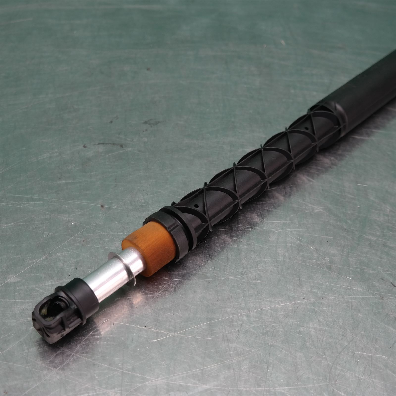 2020 BMW X5 Hatch strut 51247461669