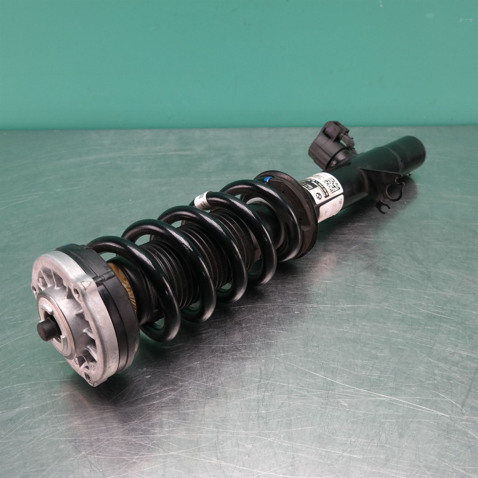 2022 BMW X5 Strut 37106869020