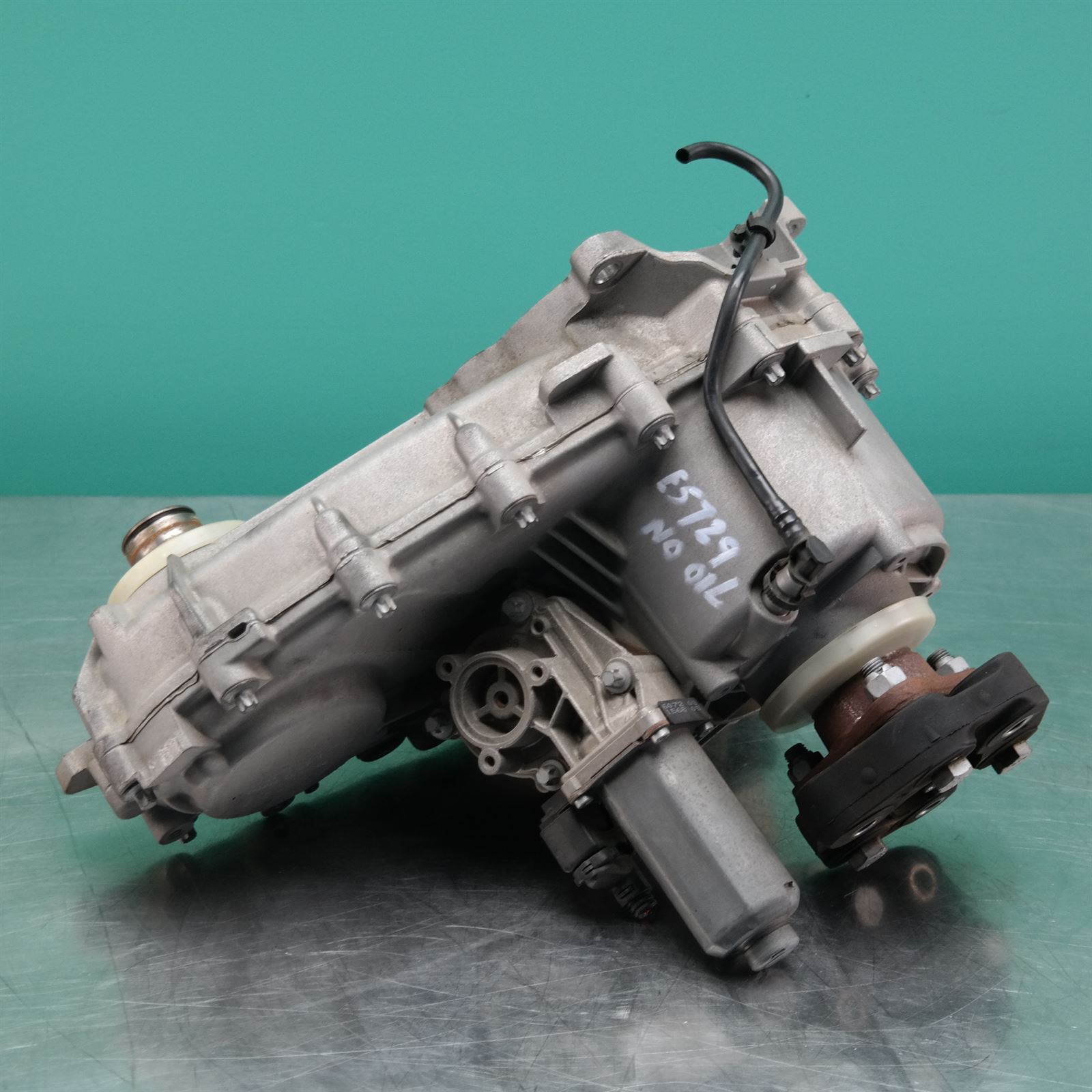 2008 BMW X5 Transfer case 27107599886