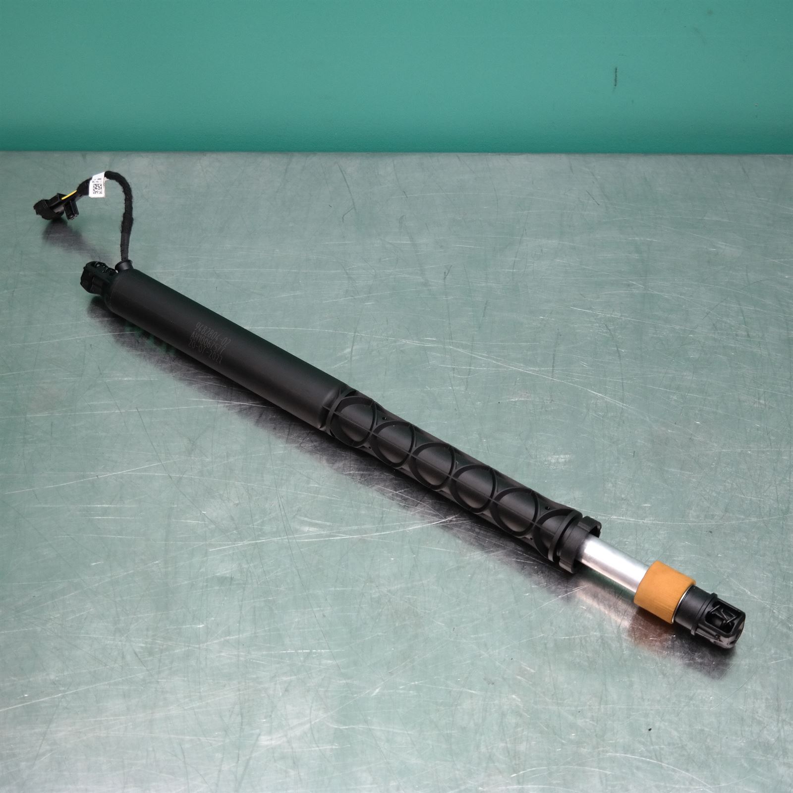 2022 BMW X5 Hatch strut 51249482804